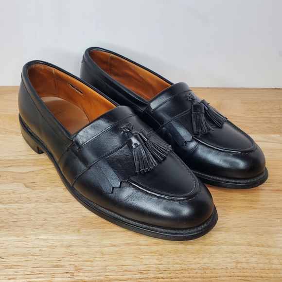 Allen Edmonds | Shoes | Allen Edmonds Newport Black Leather Kiltie ...